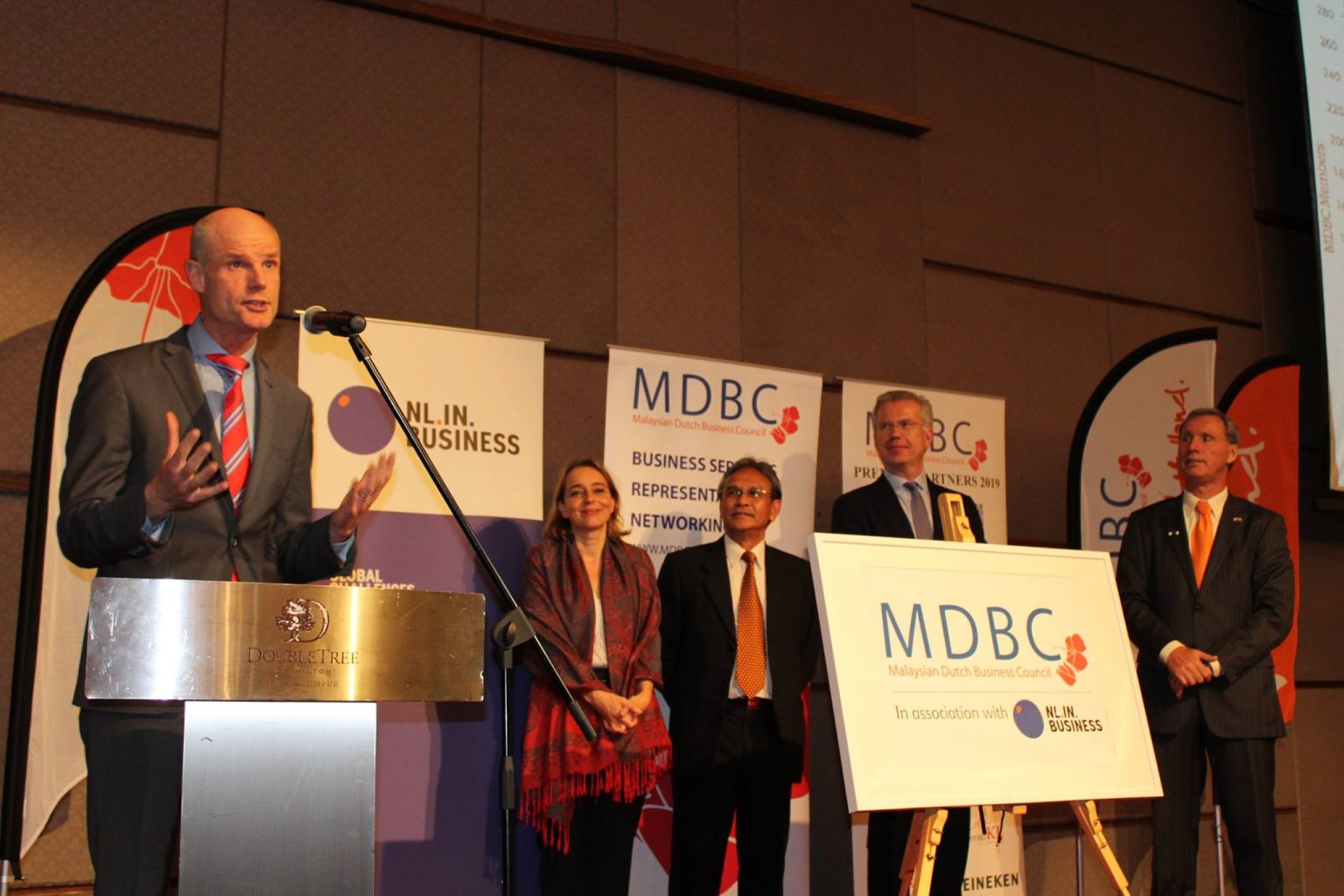 NL Business Hub Network • MDBC